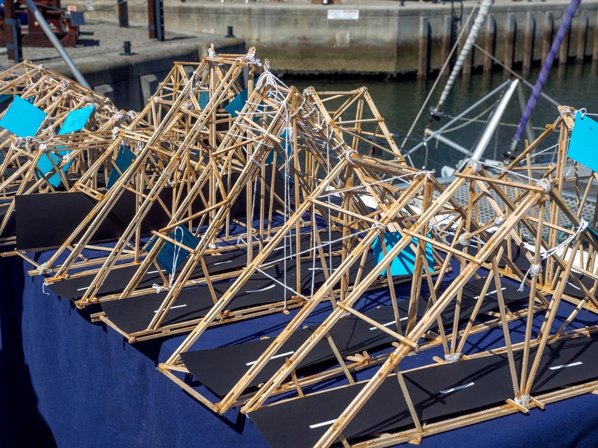 Bridge Building Competition | Oakhill School Knysna